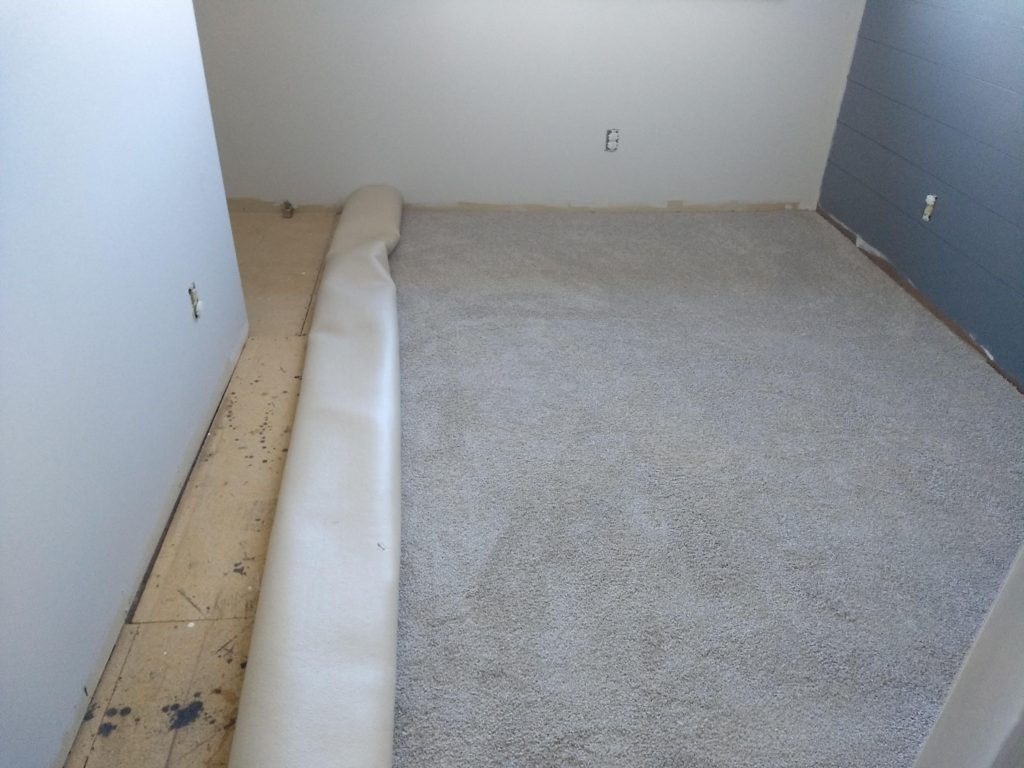 How to Install Carpet the Easy Way | Tylynn M