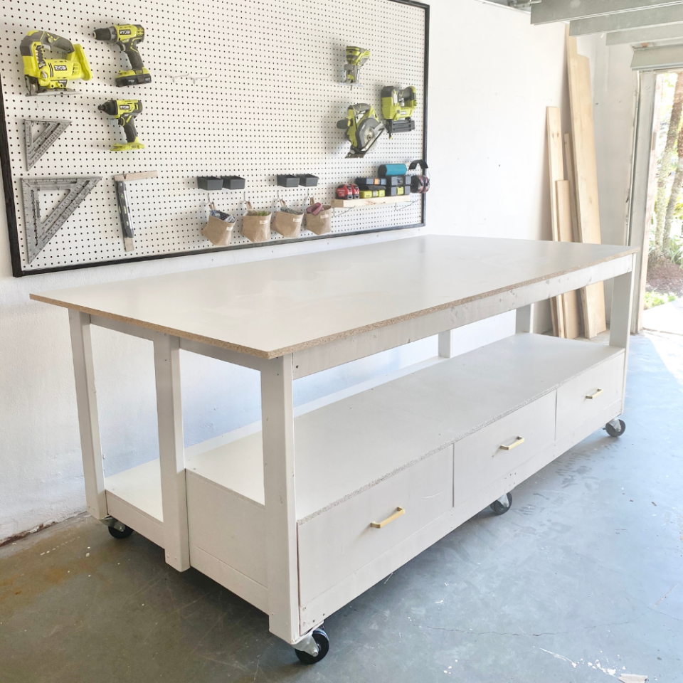 DIY Workbench with Storage Drawers | Tylynn M