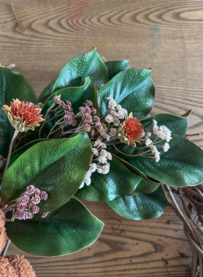 DIY Fall Wreath with Magnolia Leaves | Tylynn M